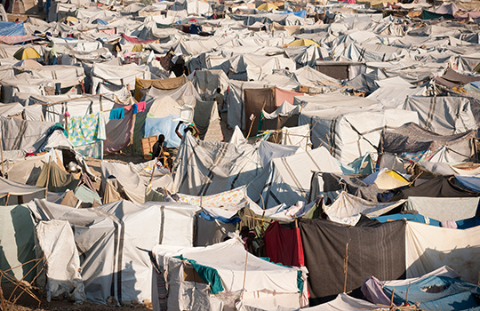 Covid-19 in humanitarian settings: addressing ethics to reduce moral ...
